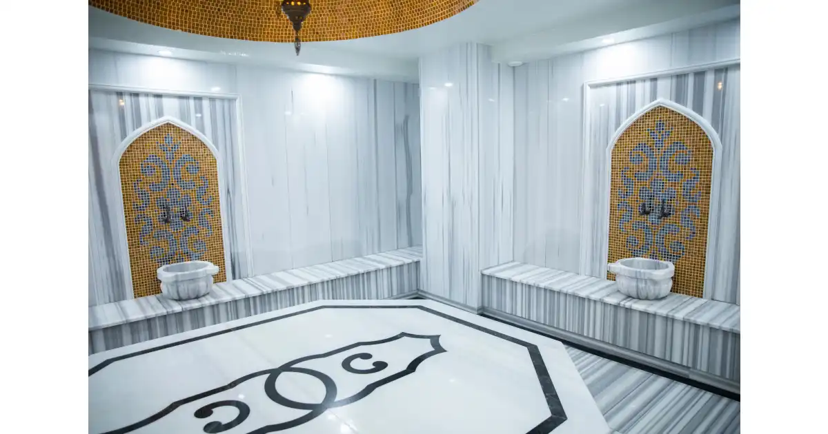 Türk hamamı, ənənəvi türk hamamı, Köpüklü masaj, Sauna, Türk hamamları